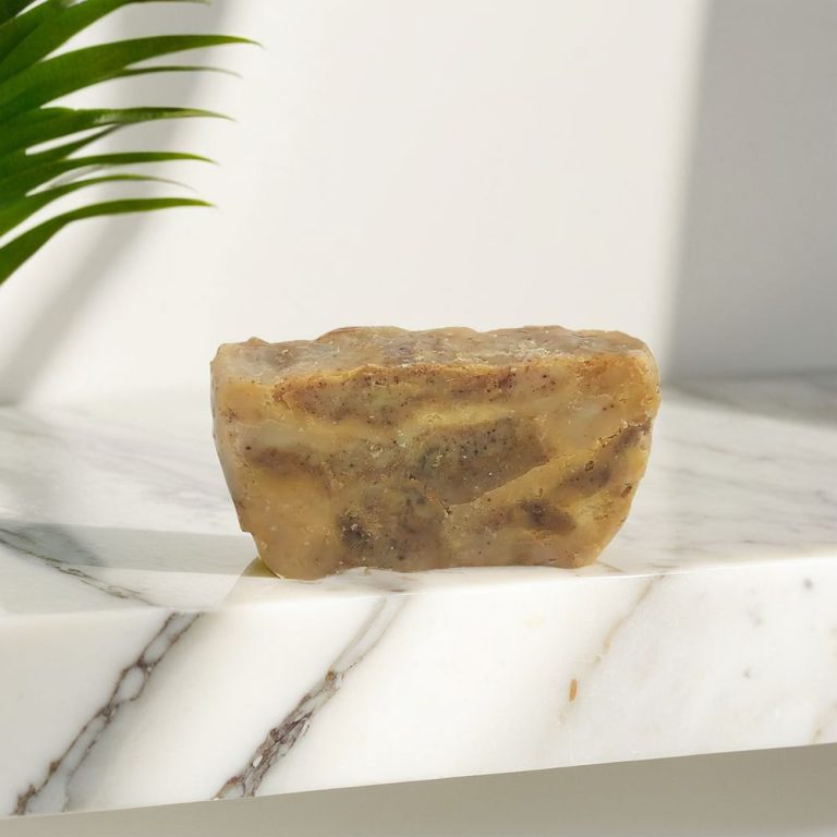 Jabón de Cúrcuma y Miel Artesanal ~ Naturalmente Vivo